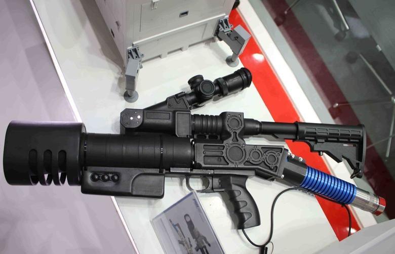 Новый боевой танк EMBT-ADT 140 оснащен 140-мм пушкой AscalonR ...